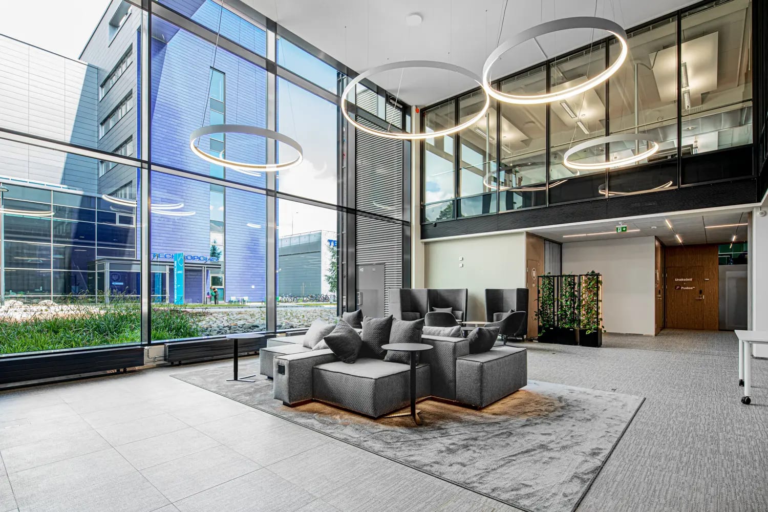 Meeting Room, Virtual and Private Office at Vantaa - eOffice.net