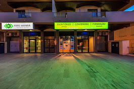 Meeting Room, Virtual and Private Office at Faro - eOffice.net