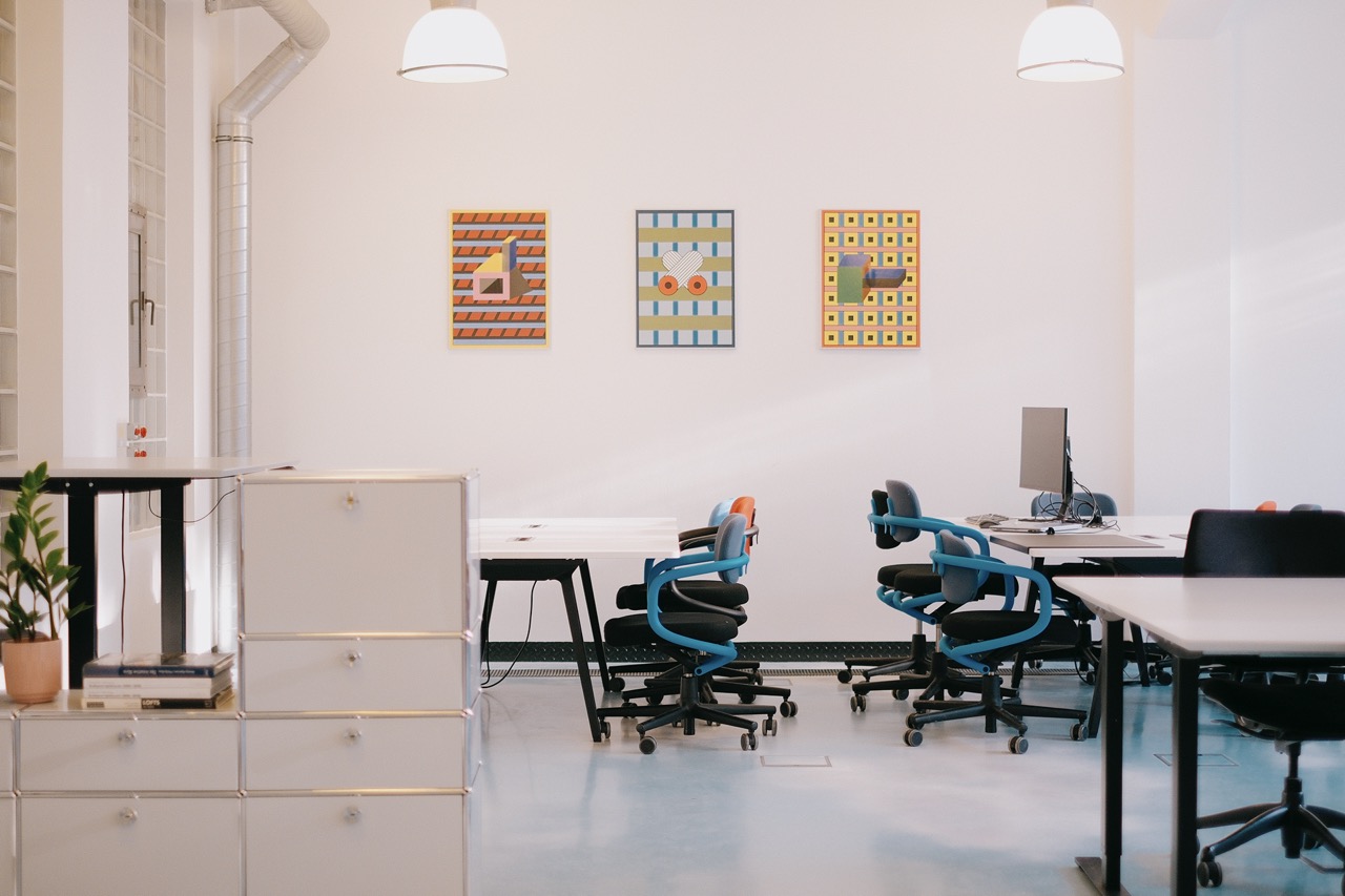 Meeting Room, Virtual and Private Office at Loffice Paulay | eOffice.net