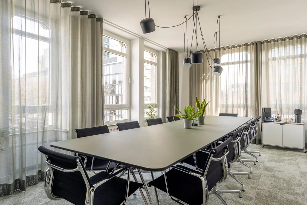 Meeting Room, Virtual and Private Office at Cologne - eOffice.net